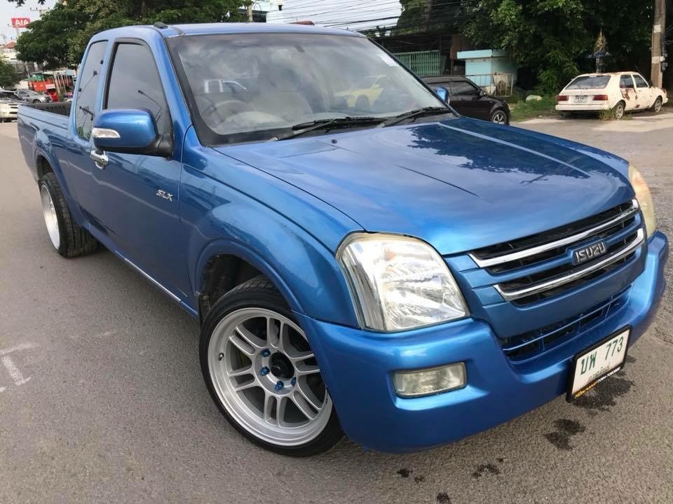 2005 Isuzu D-MAX 02-05 pickup 15581293