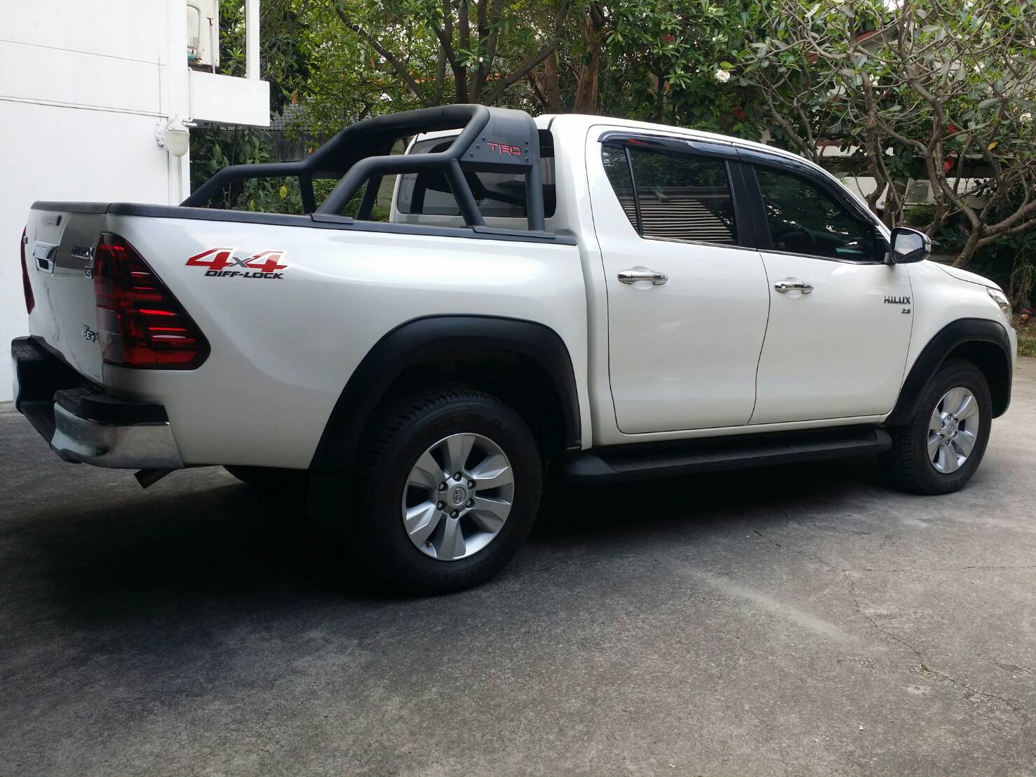 2017 Toyota Hilux Revo G Prerunner pickup 17260413