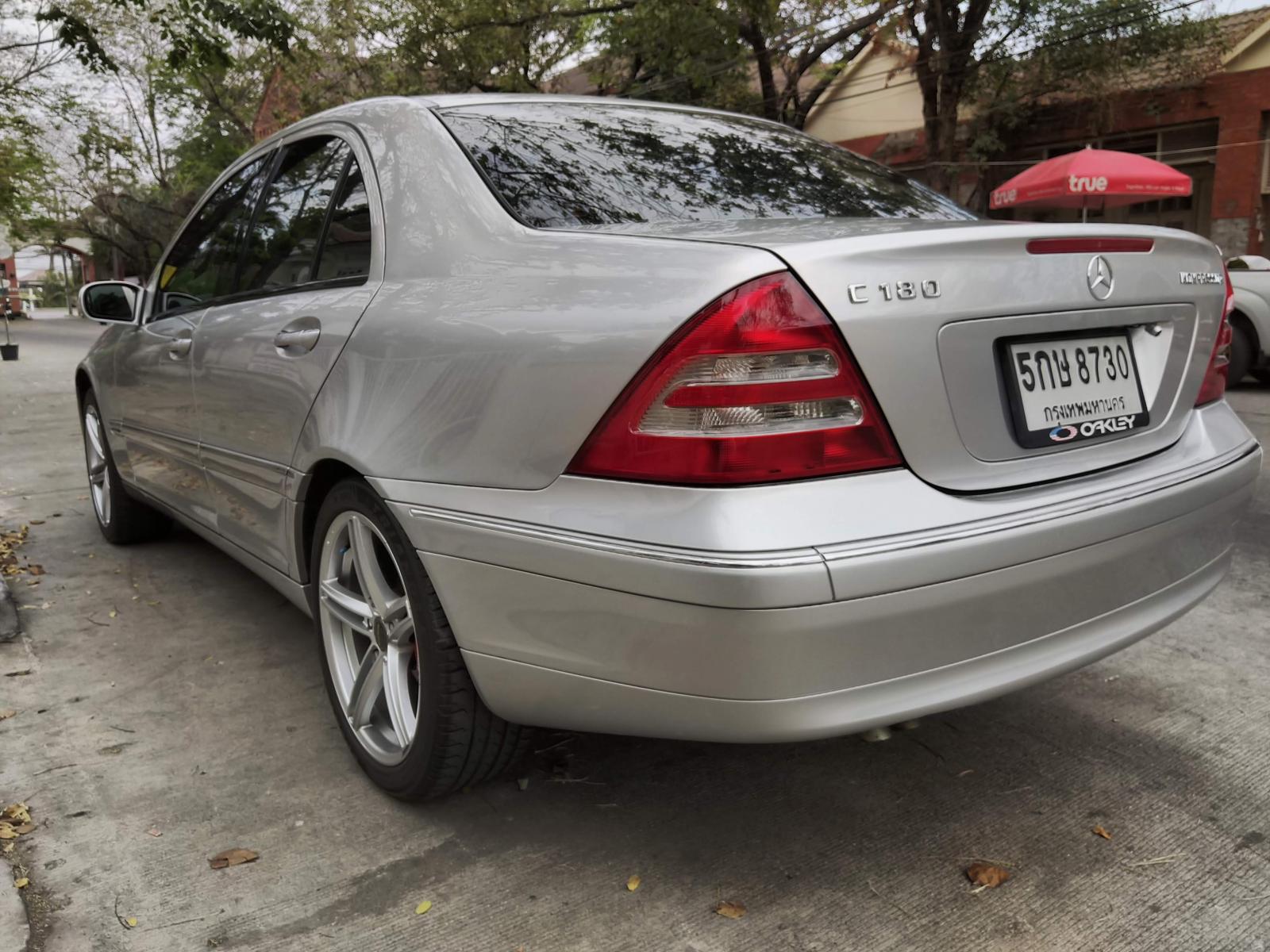 2002 Mercedes-Benz C180 Kompressor Elegance sedan 18375973