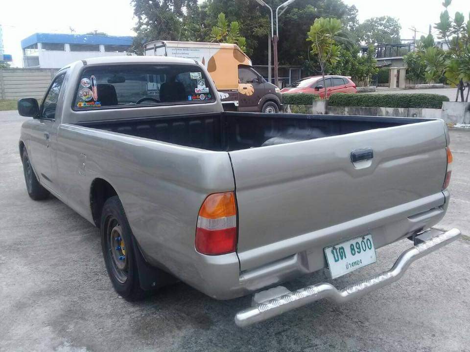 2004 Mitsubishi L200-STRADA pickup 18424133