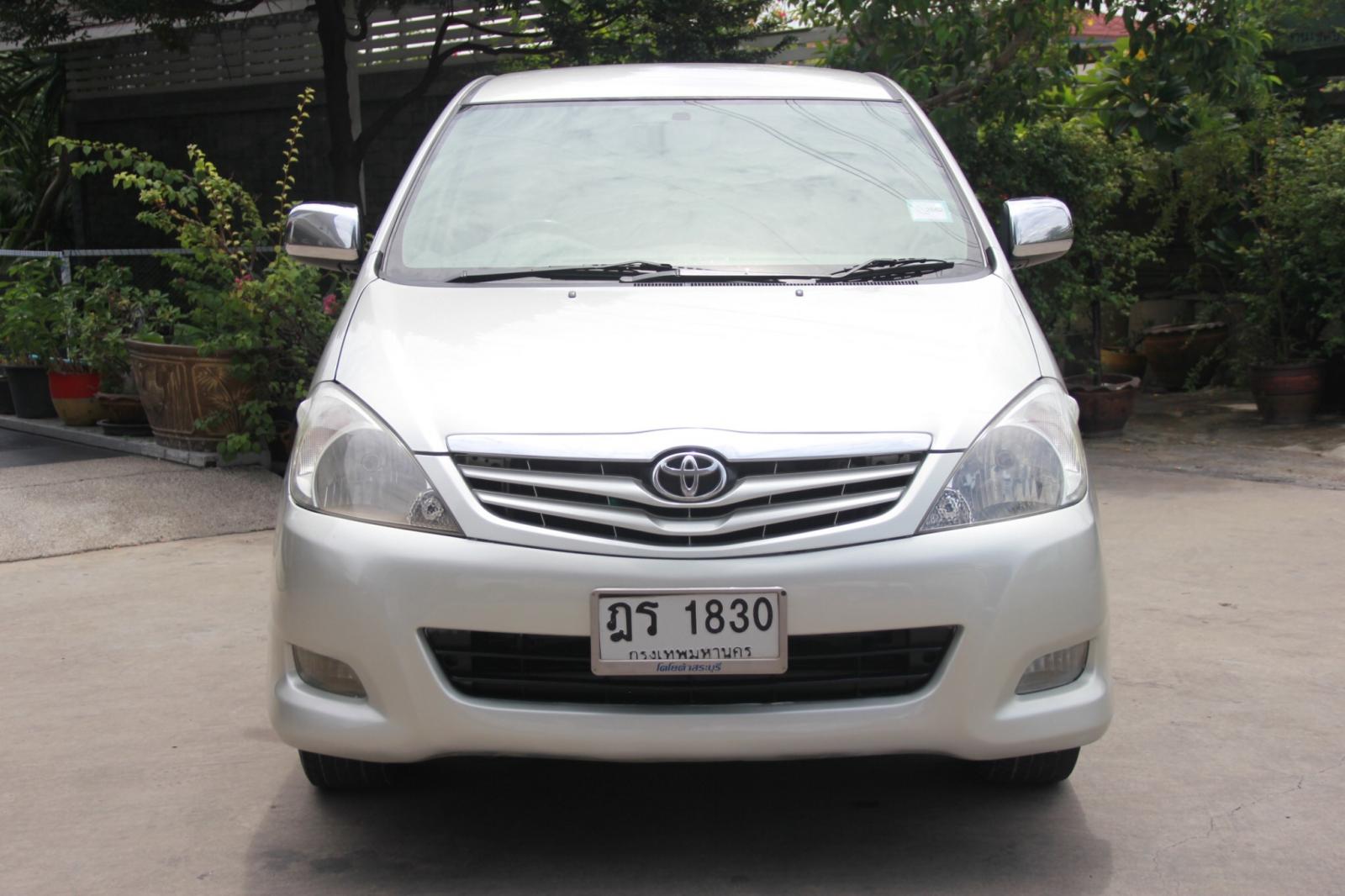 2009 Toyota Innova V 18978182