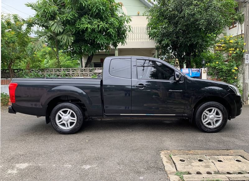 2019 Isuzu D-Max Blue Power pickup 19047182