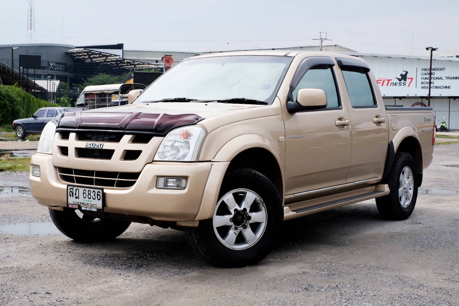 2005 Isuzu CAB 4 pickup 19134692