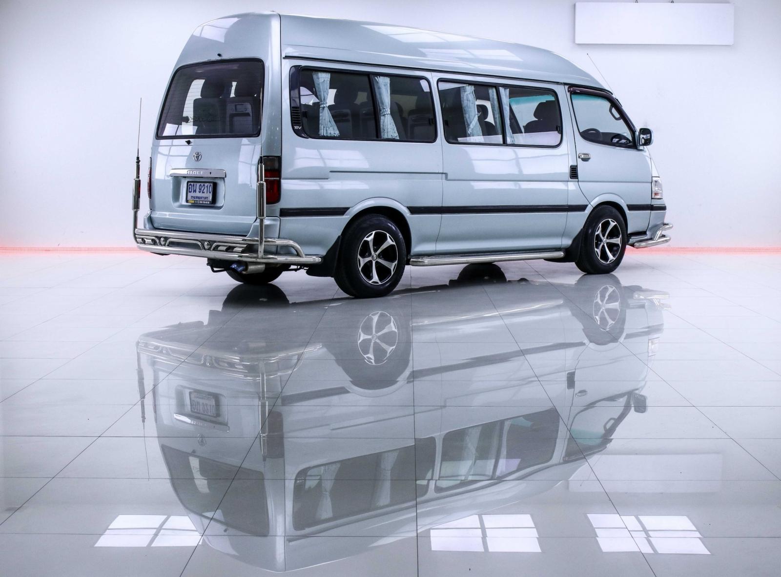 1996 Toyota HIACE GL van 19270422