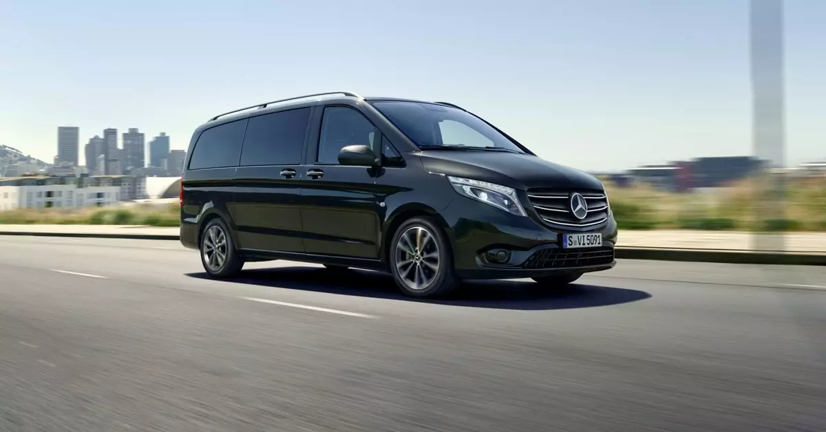 ราคาและตารางผ่อนดาวน์ Mercedes Benz Vito Chobrod.com