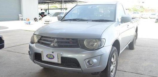 2011 MITSUBISHI TRITON GL 3714171