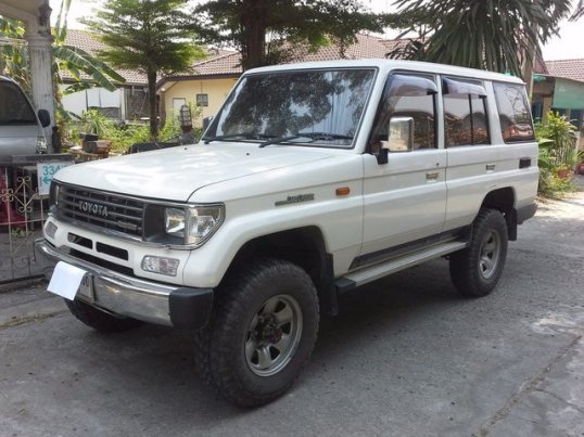 Toyota land cruiser LJ78 4157051