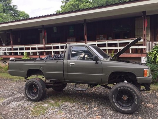 1985 TOYOTA Hilux Hero สภาพดี 8562281