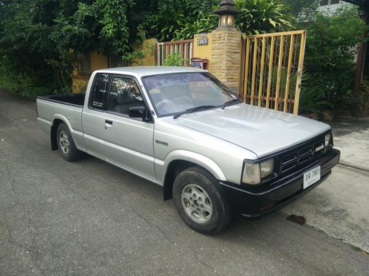 1997 Mazda Magnum Thunder B2500 pickup 9285033