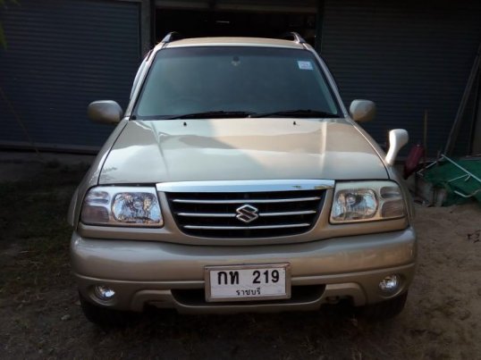 2004 Suzuki Vitara suv 10076403