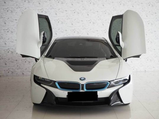 BMW i8 hybrid coupe 16. 10351682