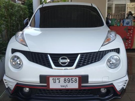 2015 Nissan Juke Invader suv 10516322
