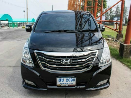 2013 Hyundai H-1 mpv 10557302