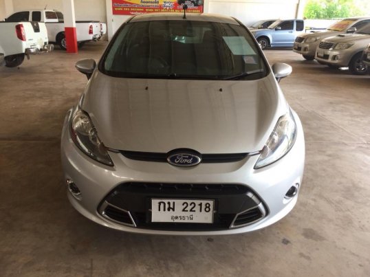 2013 Ford Fiesta Style hatchback 11121202