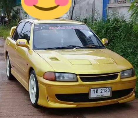 1995 Mitsubishi LANCER sedan 13377383