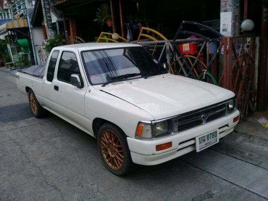 TOYOTA Hilux Mighty-X 1993 สภาพดี 14115211