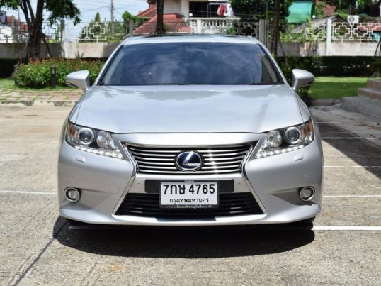 2014 Lexus ES300h Hybrid sedan 14261162