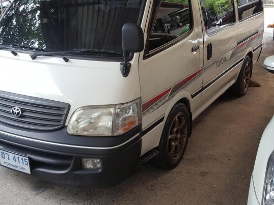 2003 Toyota HIACE GL van 15817513