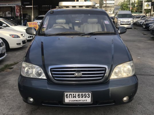 2002 Kia Carnival GS suv 18359952