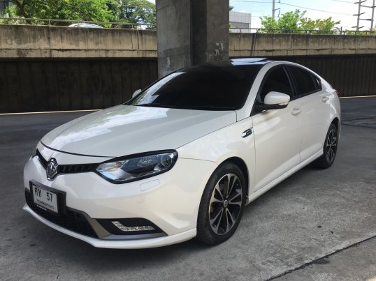 ฟรีดาวน์ MG-6 Fastback 1.8X Turbo Sunroof (Black top) รุ่นTOPสุด ปี ...