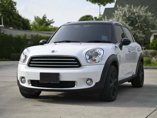 2014 Mini Cooper D hatchback 18793722