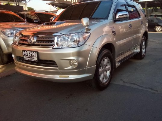 2005 Toyota Fortuner 3.0 V 4WD SUV 19586602