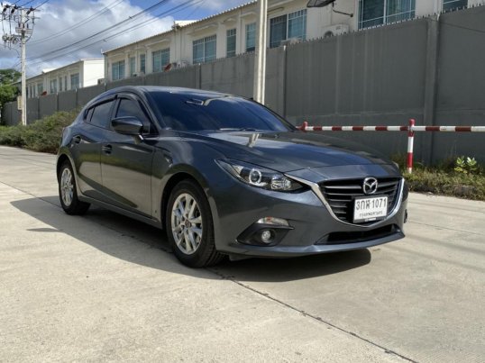 2015 MASDA 3 2.0 E Sports มือเดียว วิ่งน้อย รถบ้าน เจ้าของขายเอง 22289393