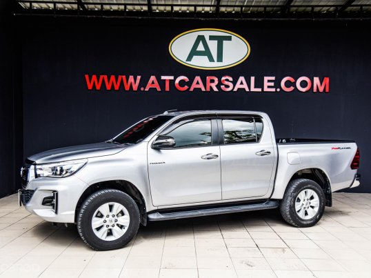 ขายรถ Toyota LIACE ในจังหวัด นนทบุรี มือสอง