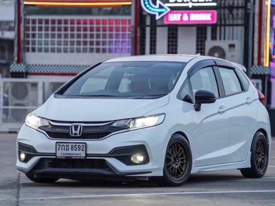 2018 Honda Jazz gk Rs+ เจ้าของขายเอง 23426972