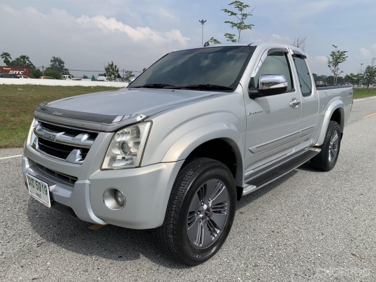 ISUZU D-MAX Hi-Lander Super Platinum 2010 23529652