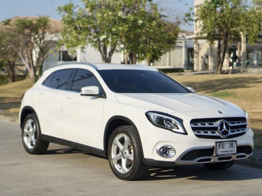 2019 Mercedes-Benz GLA200 1.6 Urban SUV 23783132