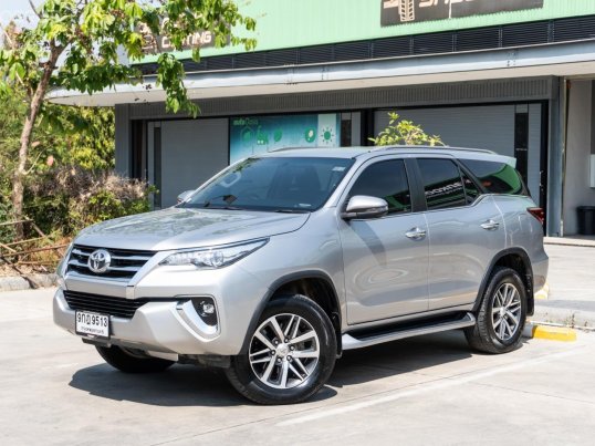 ซื้อขายรถ Toyota LIACE 2016 มือสอง รถบ้านเจ้าของขายเอง ราคาดีที่สุดใน ...