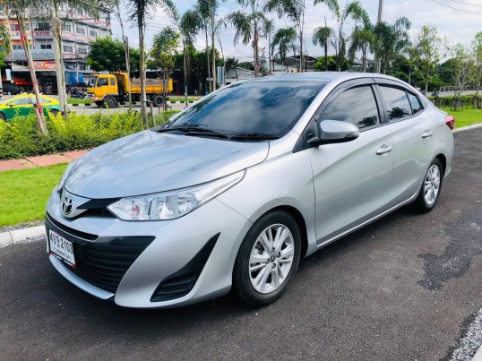 ขาย รถมือสอง 2018 Toyota Yaris Ativ 1.2 E รถเก๋ง 4 ประตู 24458282