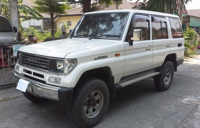 Toyota land cruiser LJ78 4157051