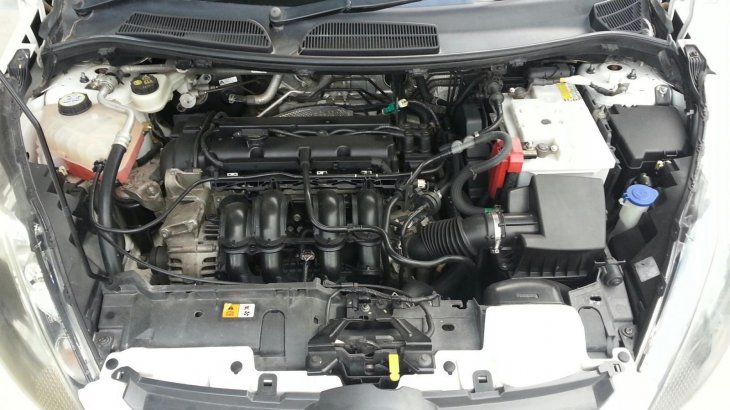 2012 Ford Fiesta 1.5 Sport รถเก๋ง 5 ประตู 19435552